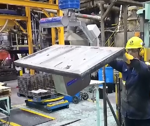 180° Pneumatic Slab Turner